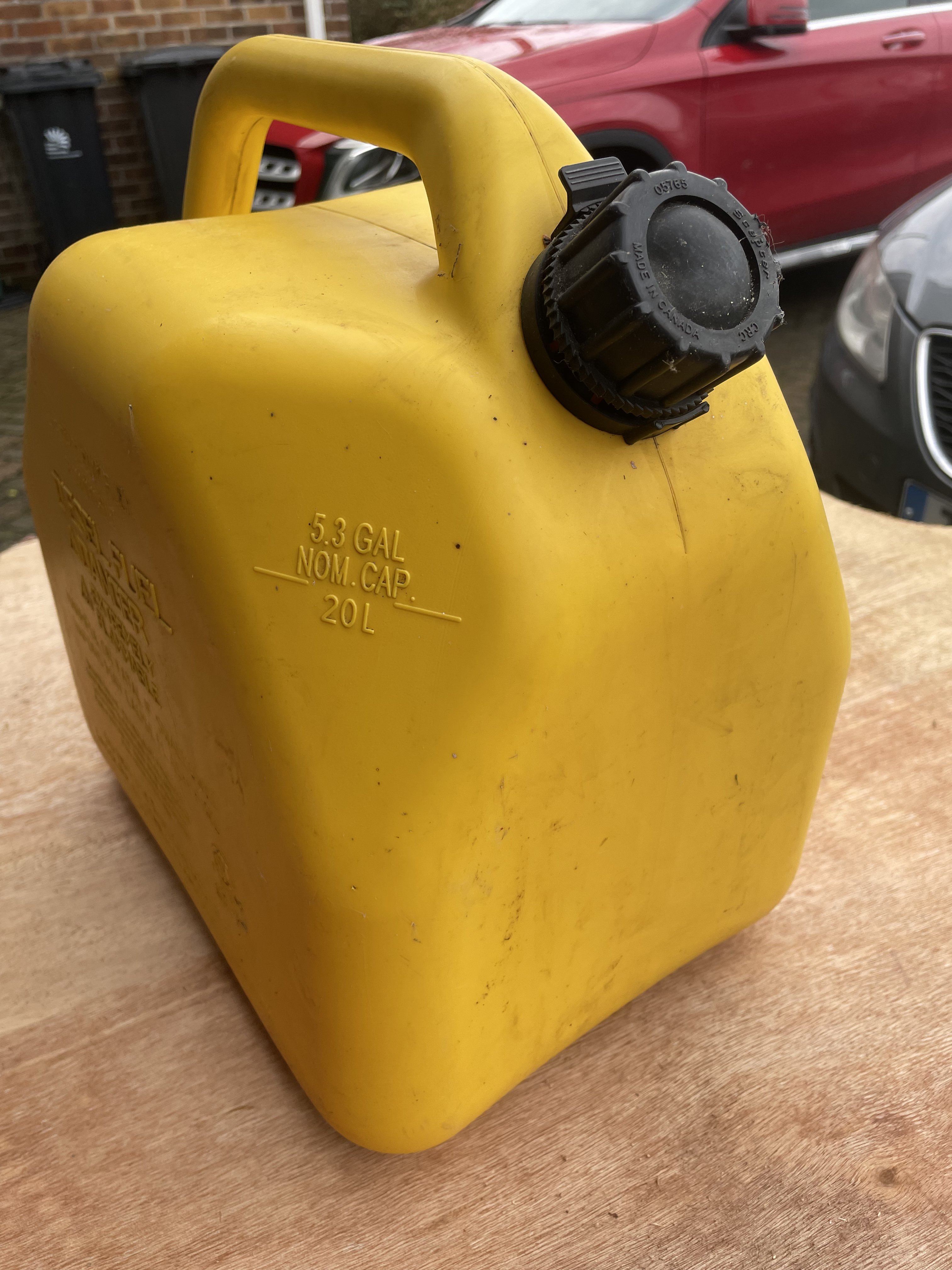 2x 20 Litre yellow Diesel Plastic containers - Swap and Shop - Poole ...